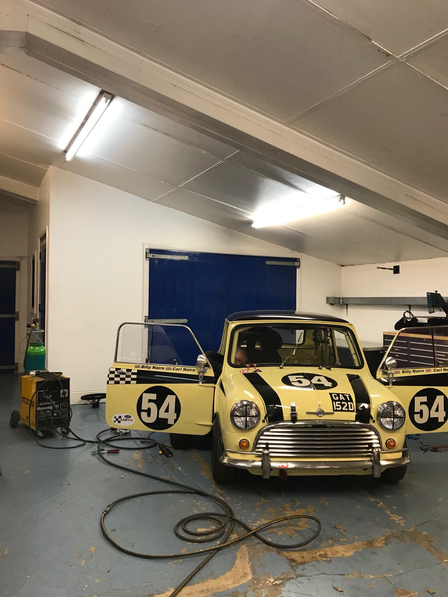 Bespoke dash rail – Mini Cooper roll cage modification – CCK Historic